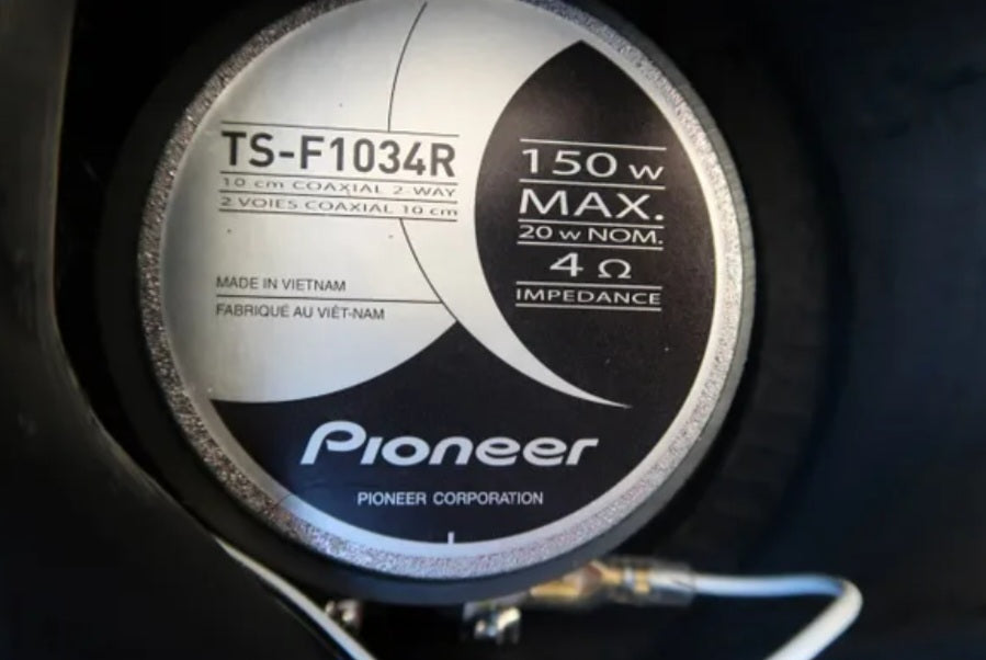 1973-1979 F Series Regular Cab Shoulder Belt Cover with 4 Inch 2 way P ...